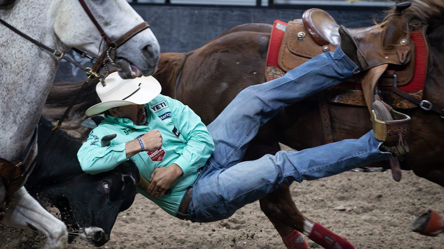 Watch: Tyler Pearson's Fastest Steer Wrestling Run of RodeoHouston
