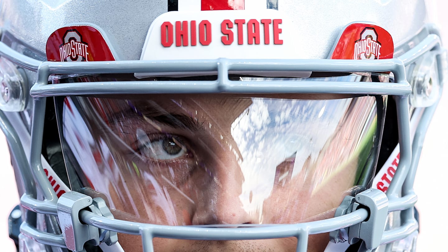 Ohio State's Julian Sayin is proving he is one of the best quarterbacks ...