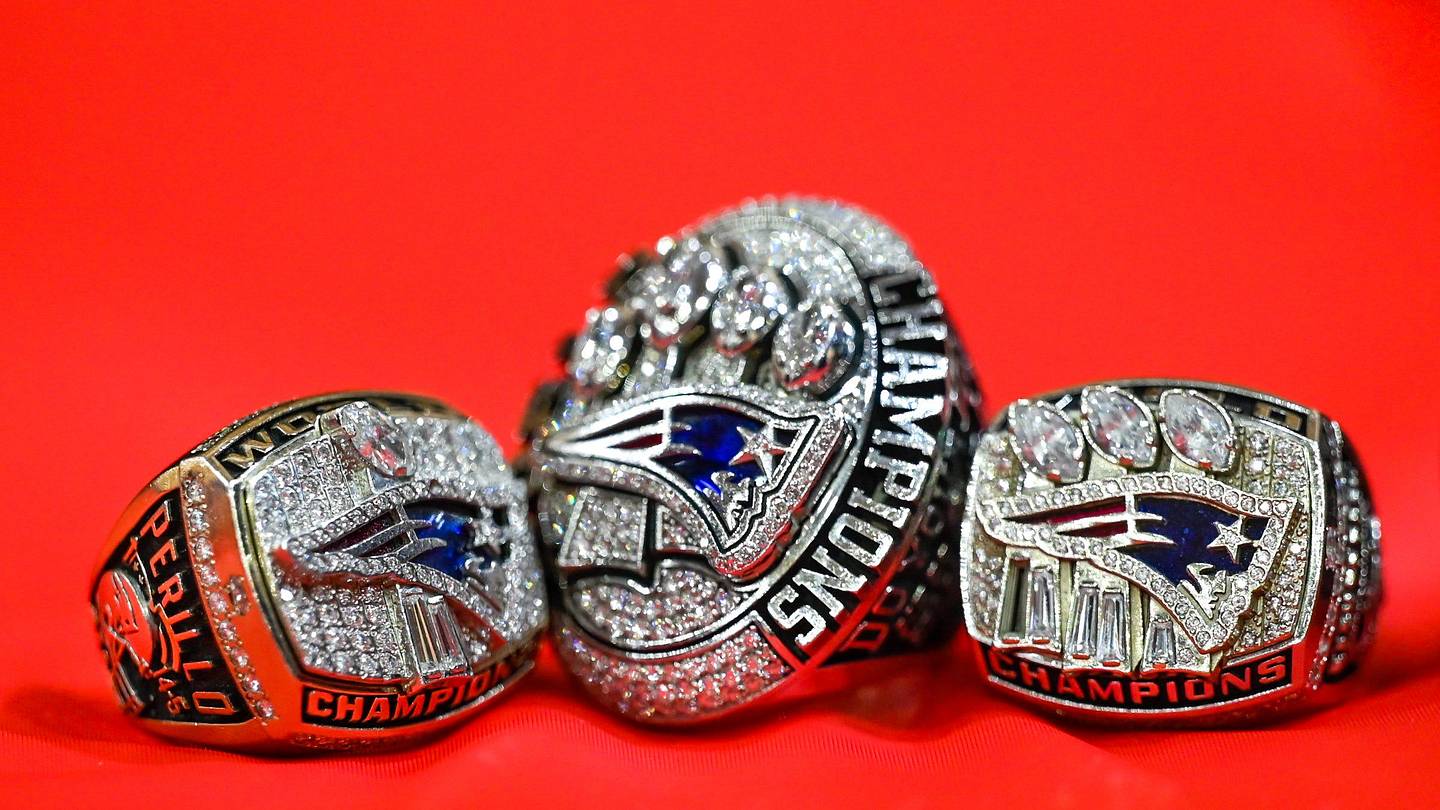 How much is a Super Bowl ring worth? That many diamonds don't come cheap