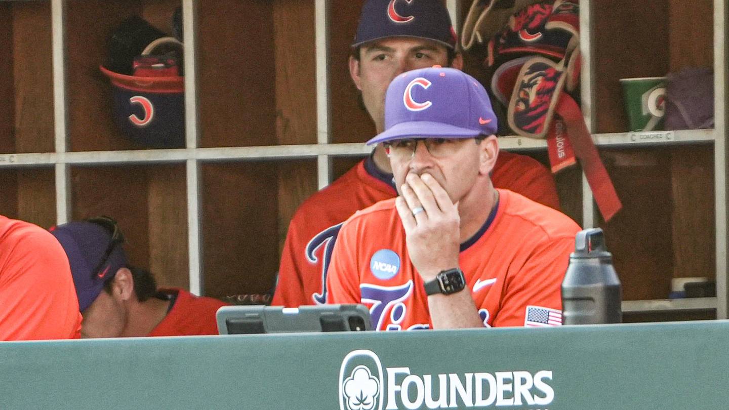 Clemson Baseball Recruiting Suffers Blow, Sees JUCO Standout Decommit