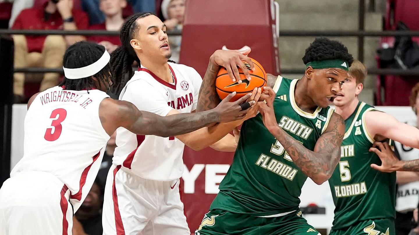 Red-hot USF basketball delivers thrilling wins and statement performances