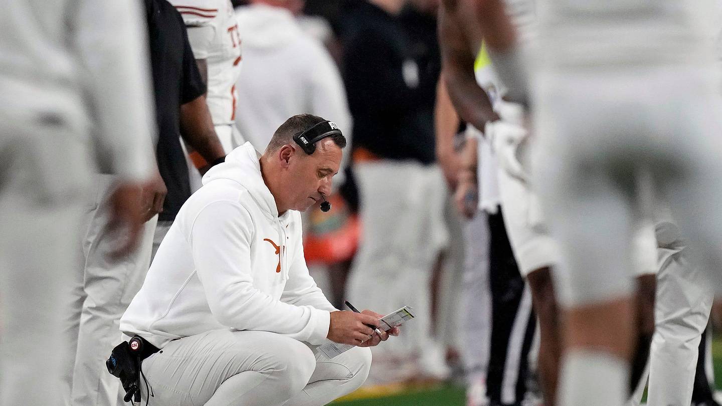 Longhorns Top 2026 Recruiting Target Schedules Visit With Colorado