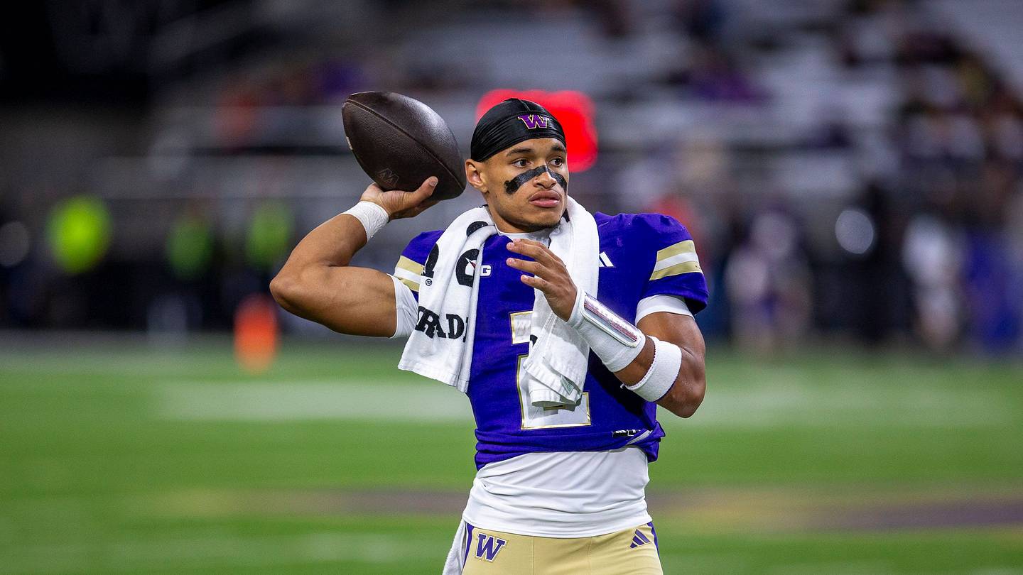 WSU Had Apple Cup QB To Fear -- Now It's The Huskies