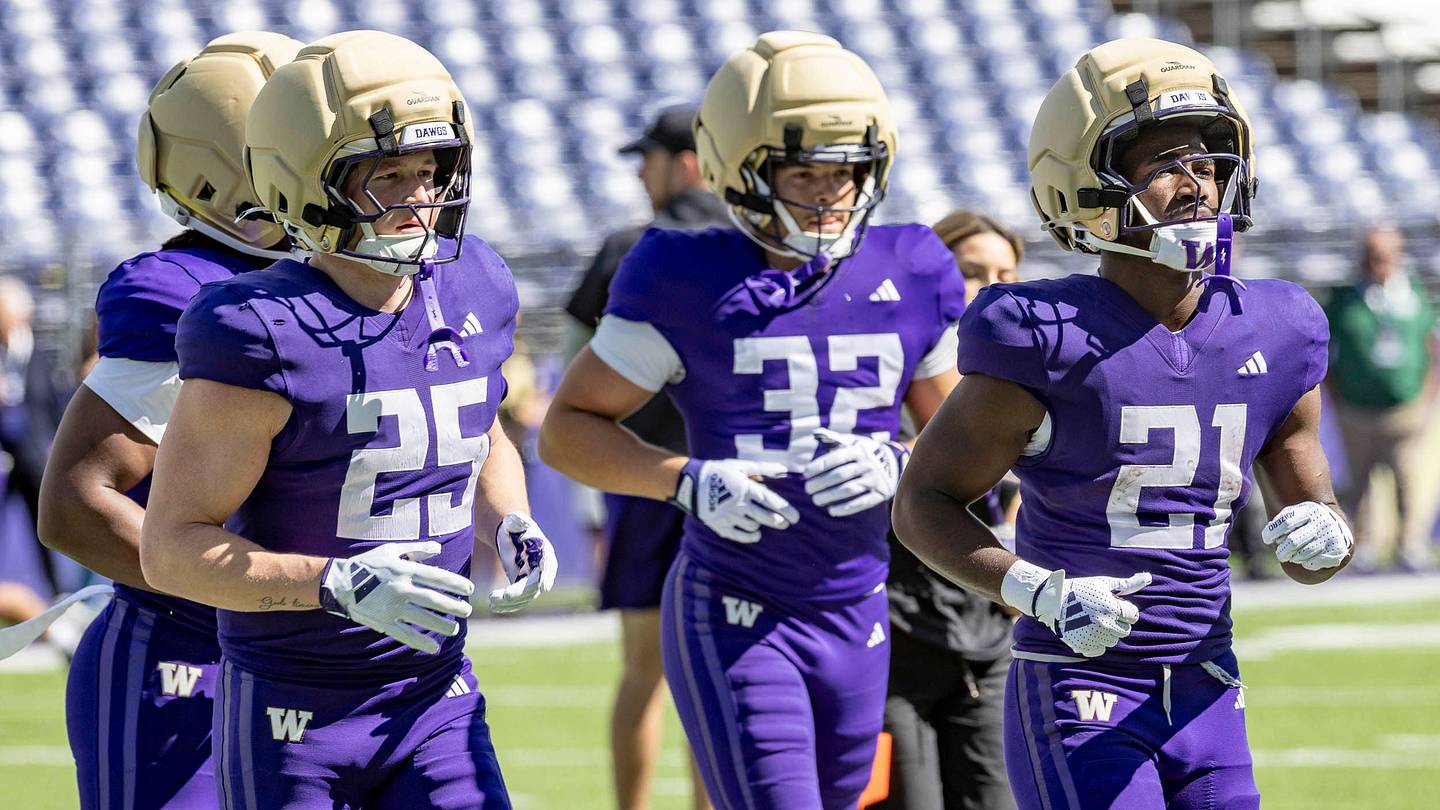 A 10-Player Primer on the UW Running-Back Competition