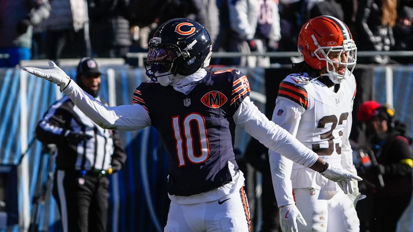 Luther Burden III’s Return to Bears Pushes Week 16 Hero Back to Bench