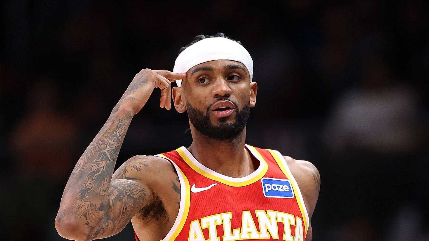 Hawks are making history despite midseason adversity thanks to new ...