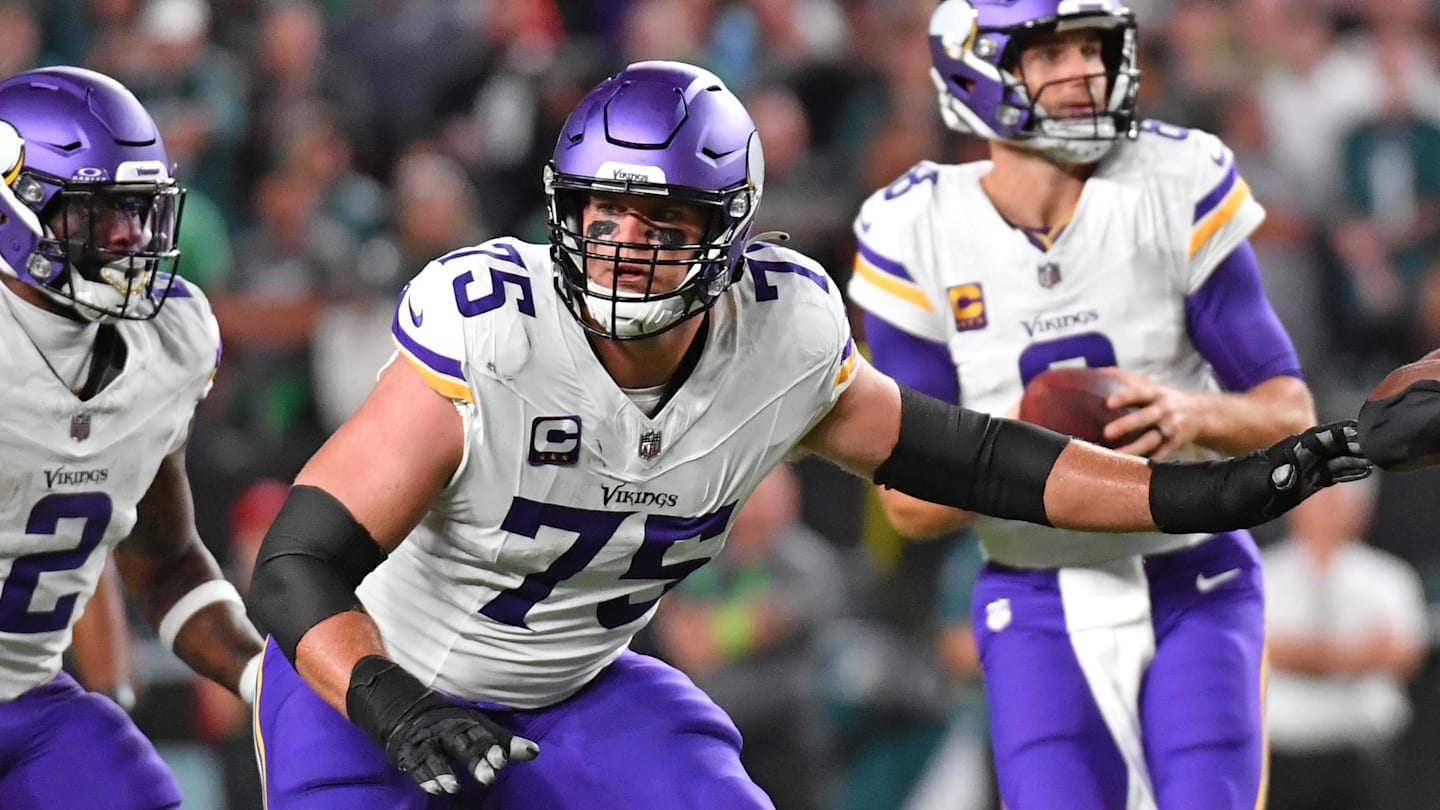 Vikings biggest salary-cap hits in 2025 entering the offseason