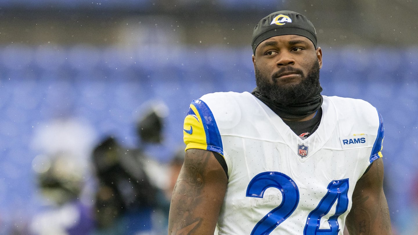 Royce Freeman left with jersey number that several Cowboys teammates ...