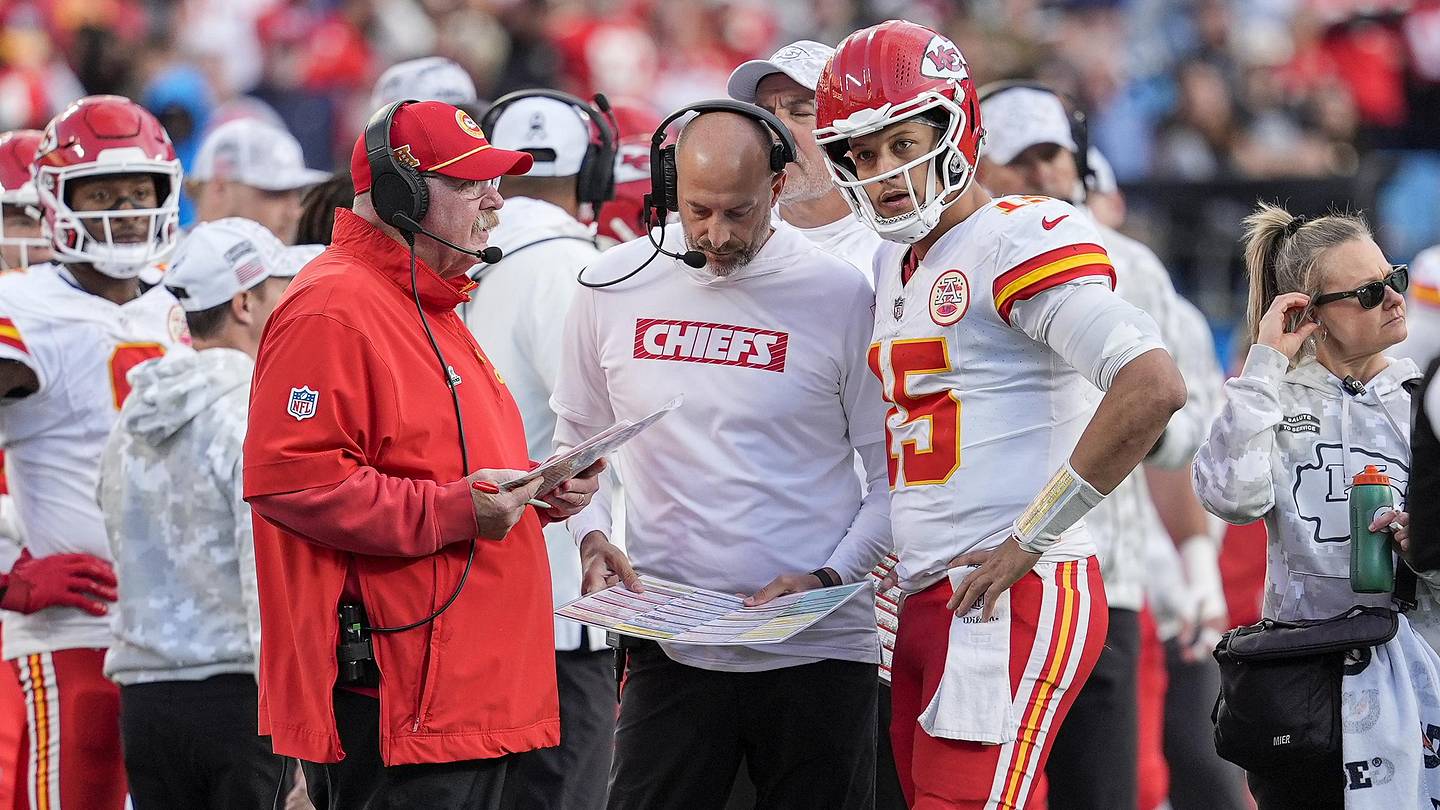 Andy Reid Explains Why He Benched Starter During Raiders Win
