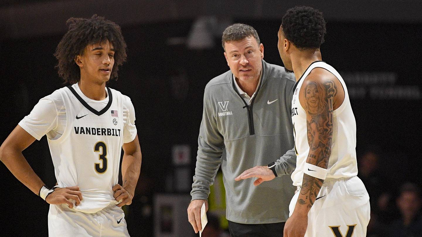 Vanderbilt Basketball Makes History With AP Top 25 Ranking