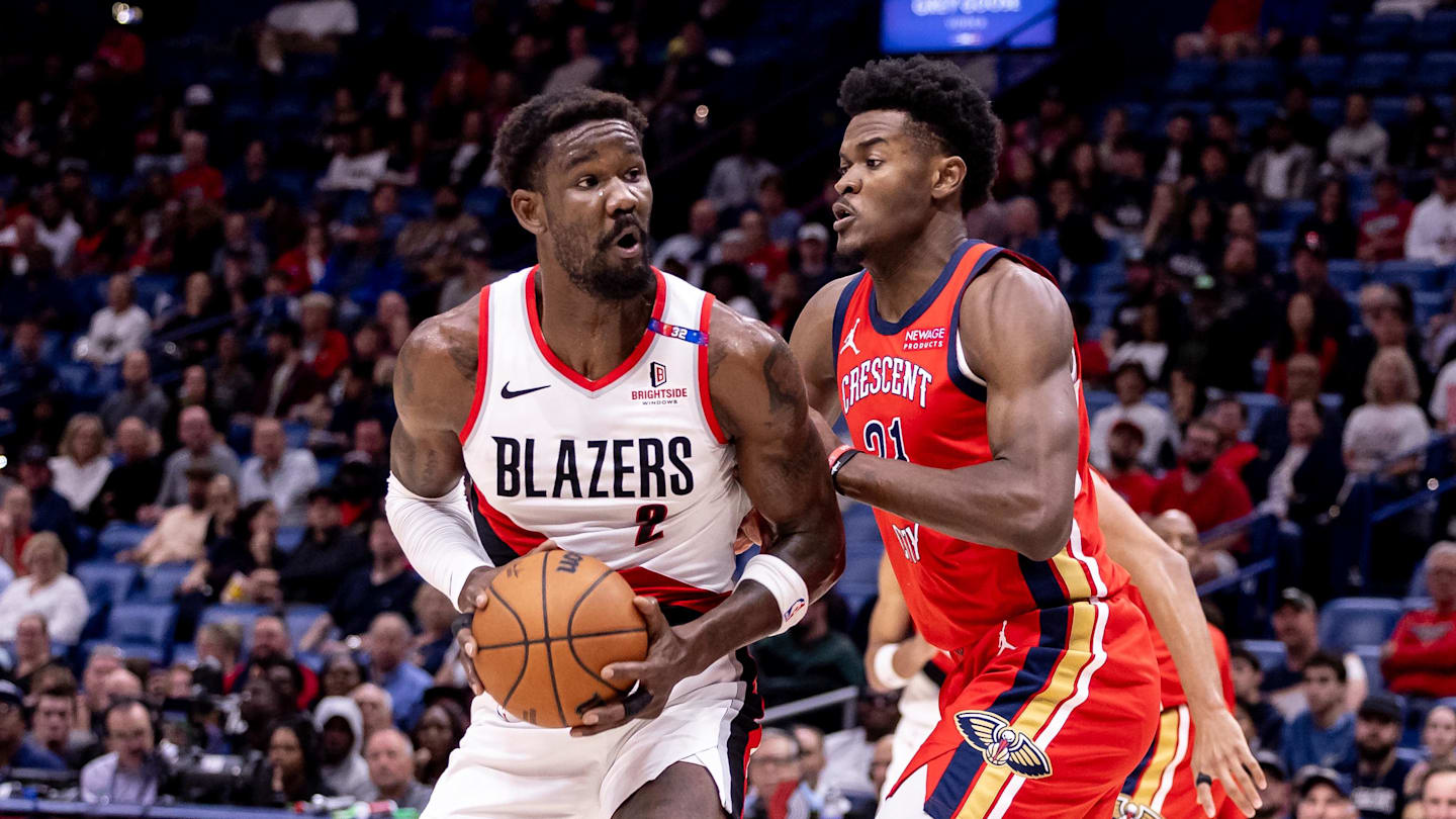 Hawks vs Blazers: Deandre Ayton's Status Revealed For Tonight's Game