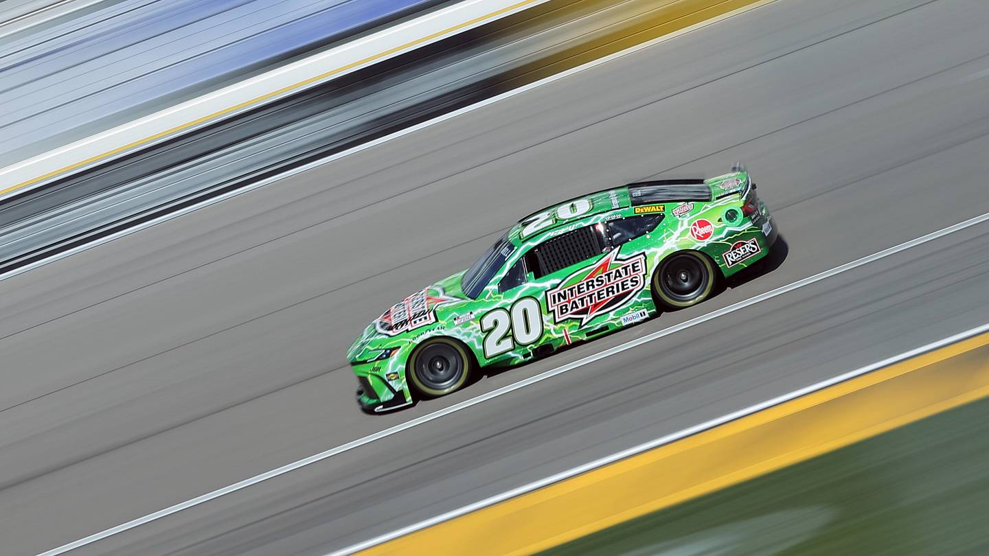 Two NASCAR Cup drivers penalized after Las Vegas qualifying