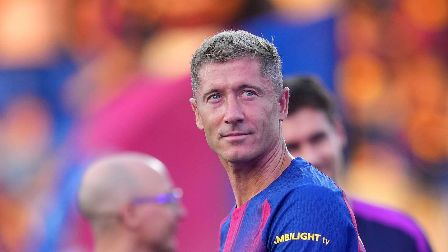 Robert Lewandowski regresa a una convocatoria con el Barcelona