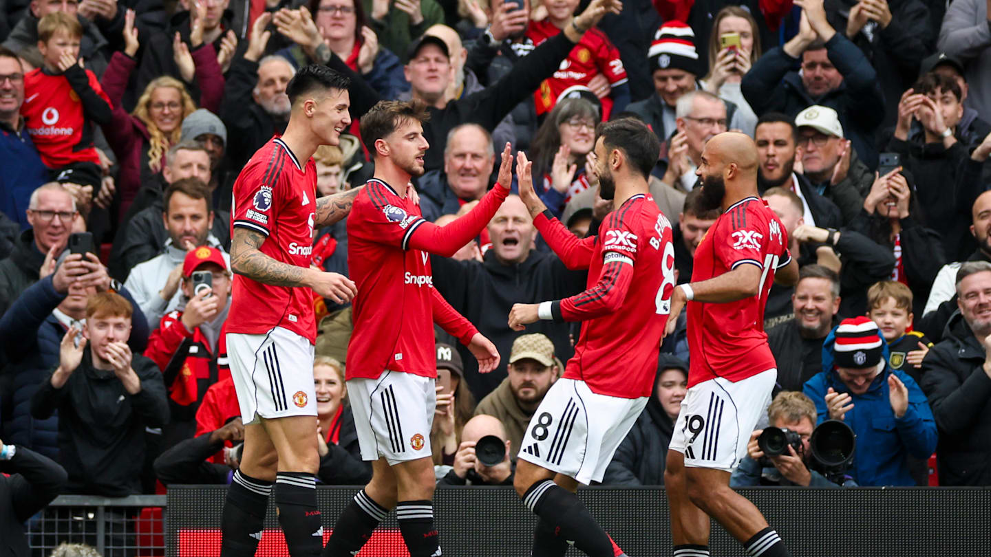 Sunderland Join the Race for £26M Manchester United Striker