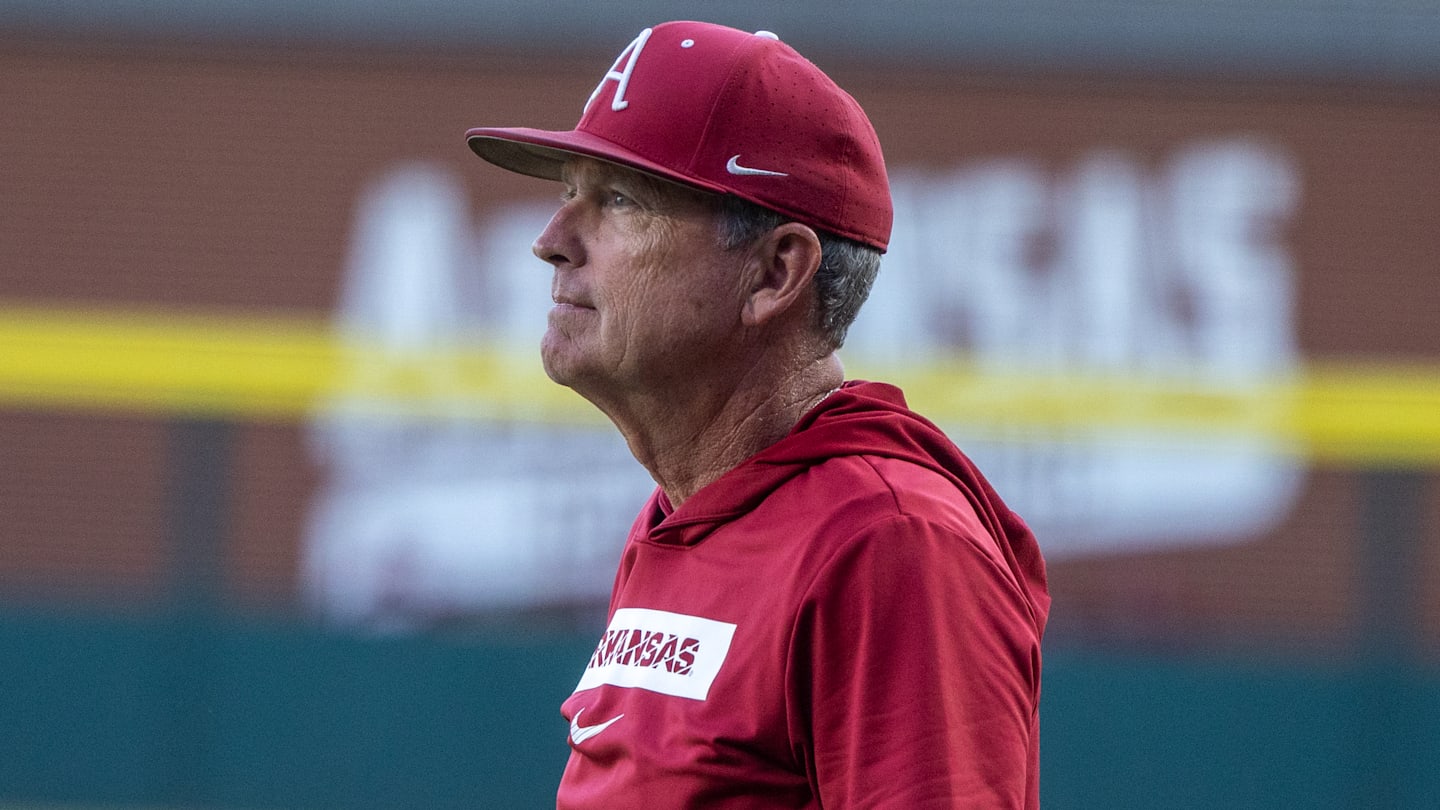 Live Updates: Fall finale arrives for Razorbacks against Dallas Baptist