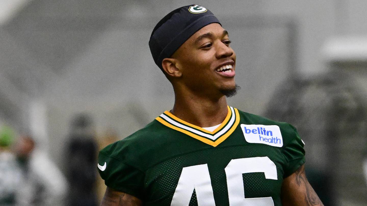 Cleveland Browns Shake Up Their Defensive Backfield With a Cornerback Swap