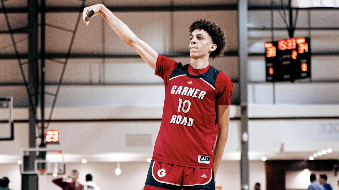 Virginia Basketball Offers 2024 Four-Star Forward Cody Peck