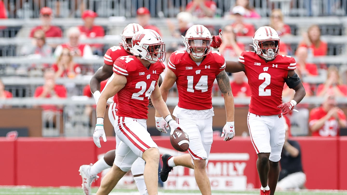 Final Wisconsin Football Depth Chart Projection