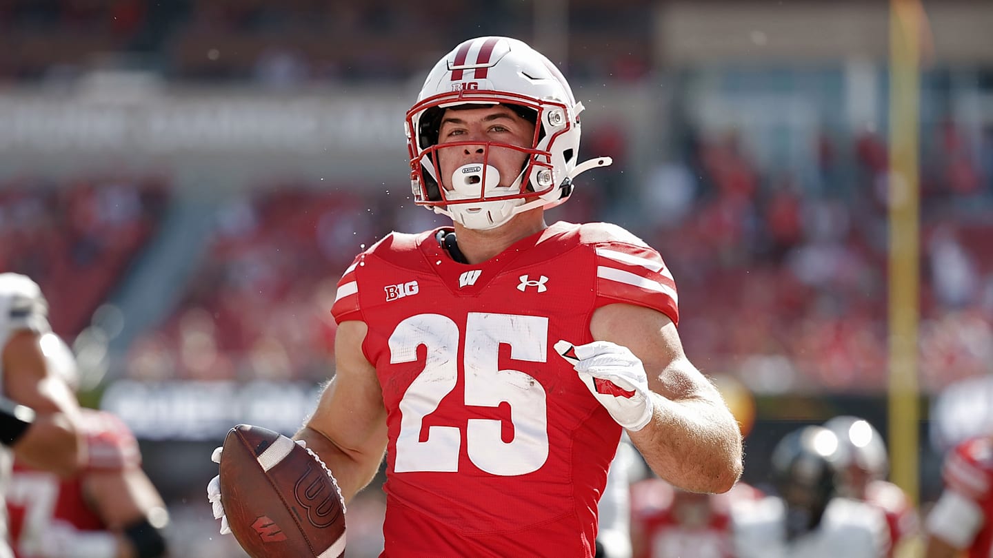 Wisconsin Surprisingly Benched a Good Player and Hasn't Won Since