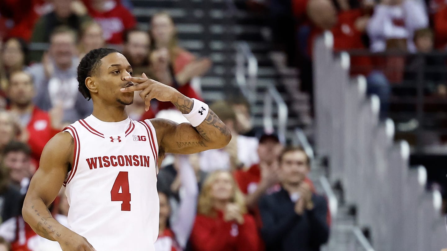 Wisconsin basketball fans rejoice as the Badgers climb back into AP Top 25