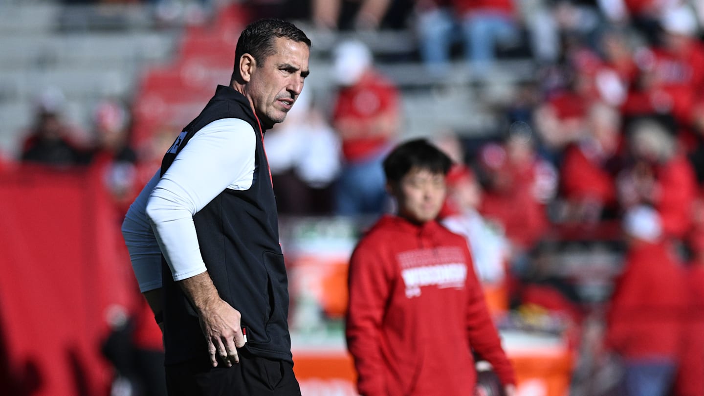 Badger football honing in on potential left tackle replacement for ...