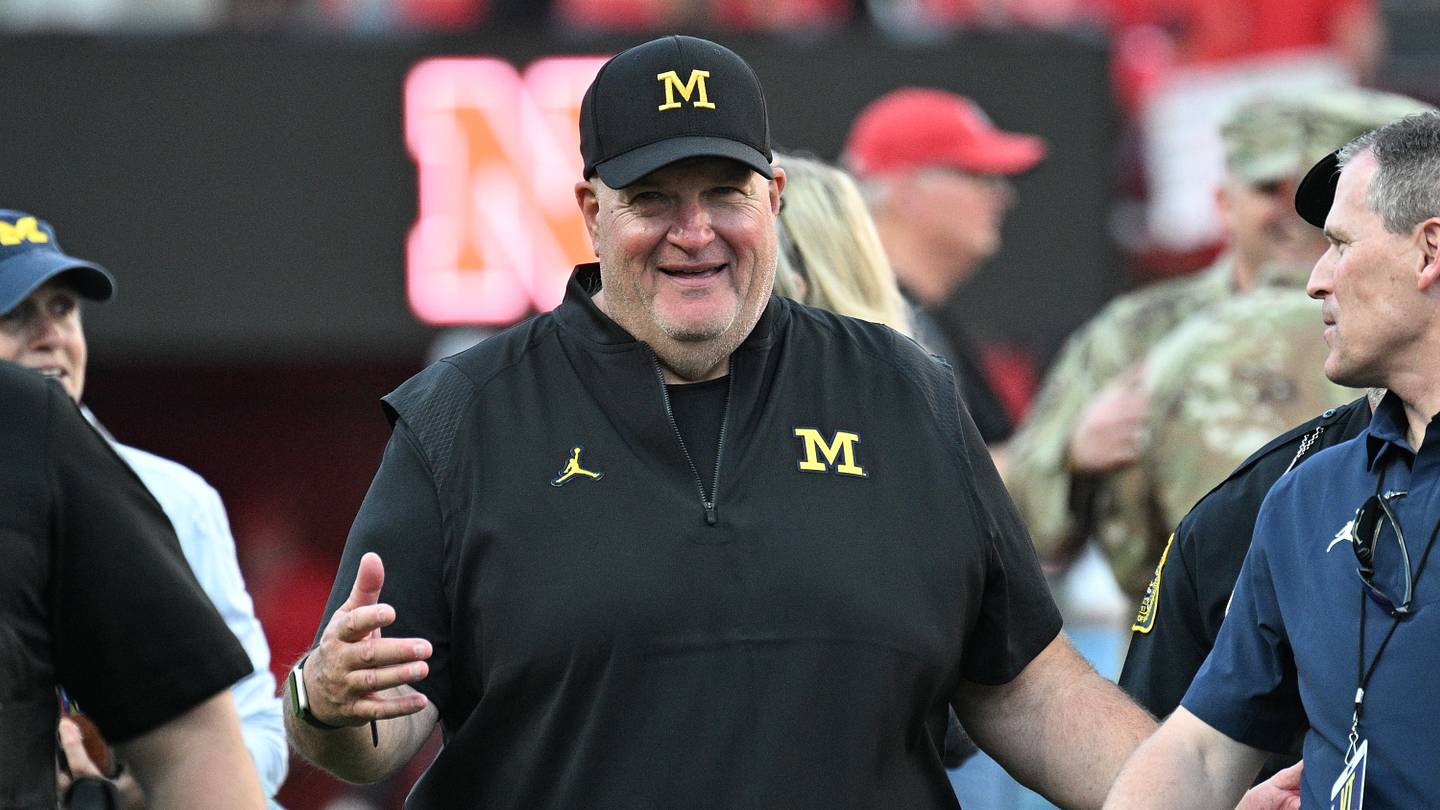 Michigan must consider this outside-the-box head coach move for next season