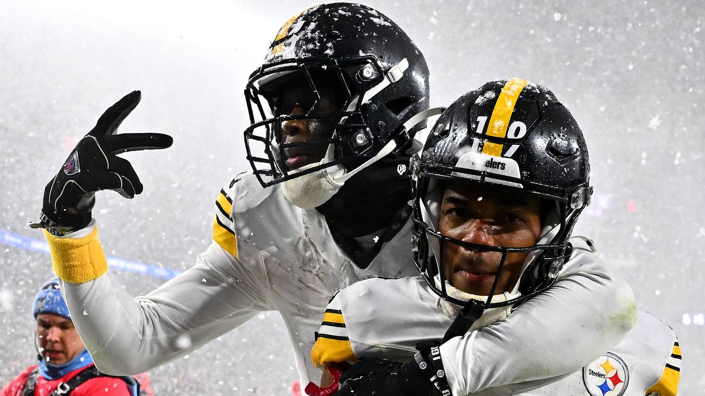 Latest George Pickens fine has Steelers fans comparing him to Antonio Brown