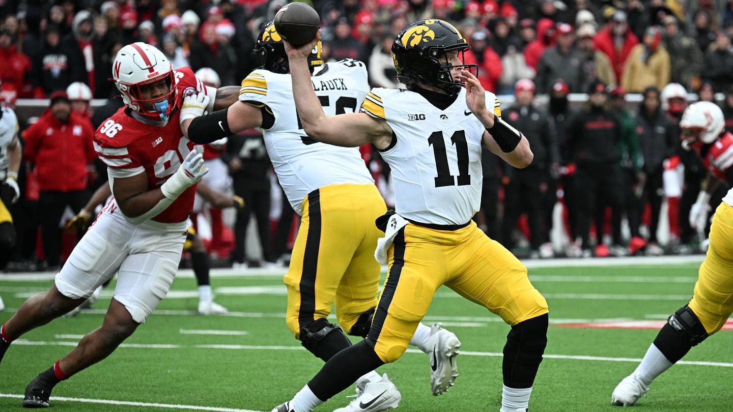 Mark Gronowski took a subtle shot at Nebraska fans after the game