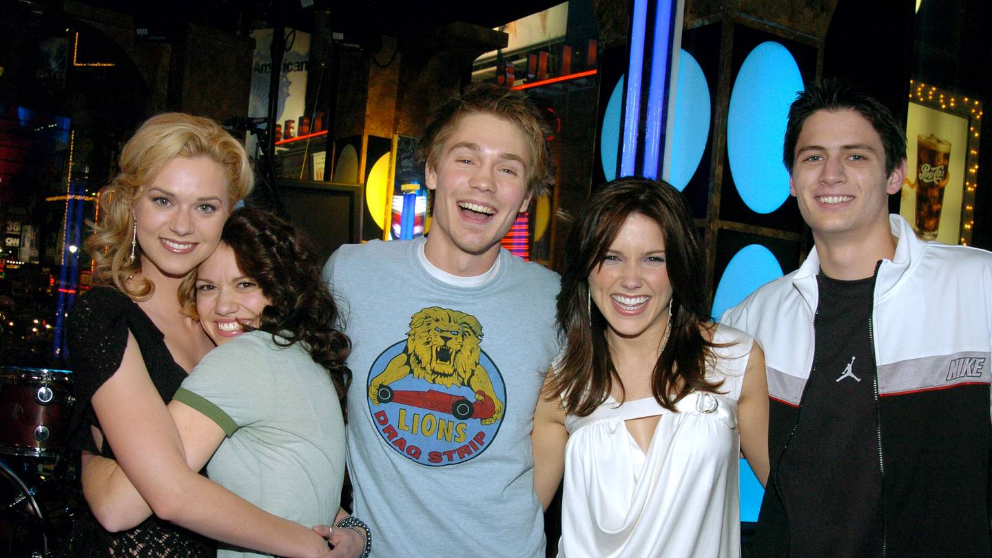 Where is One Tree Hill streaming? There are 3 ways to watch!