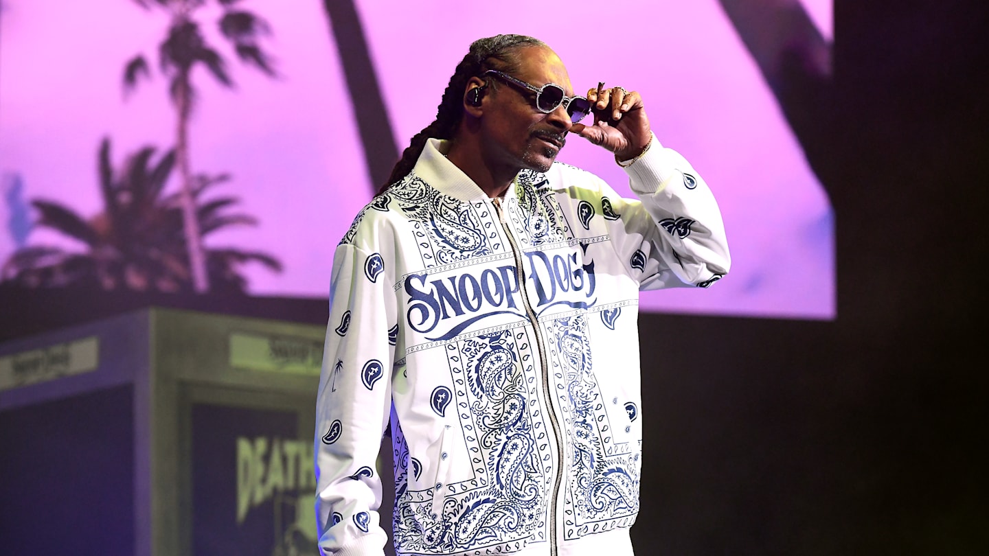 Snoop Dogg's Streaming Earnings: A Wake-Up Call for Artists