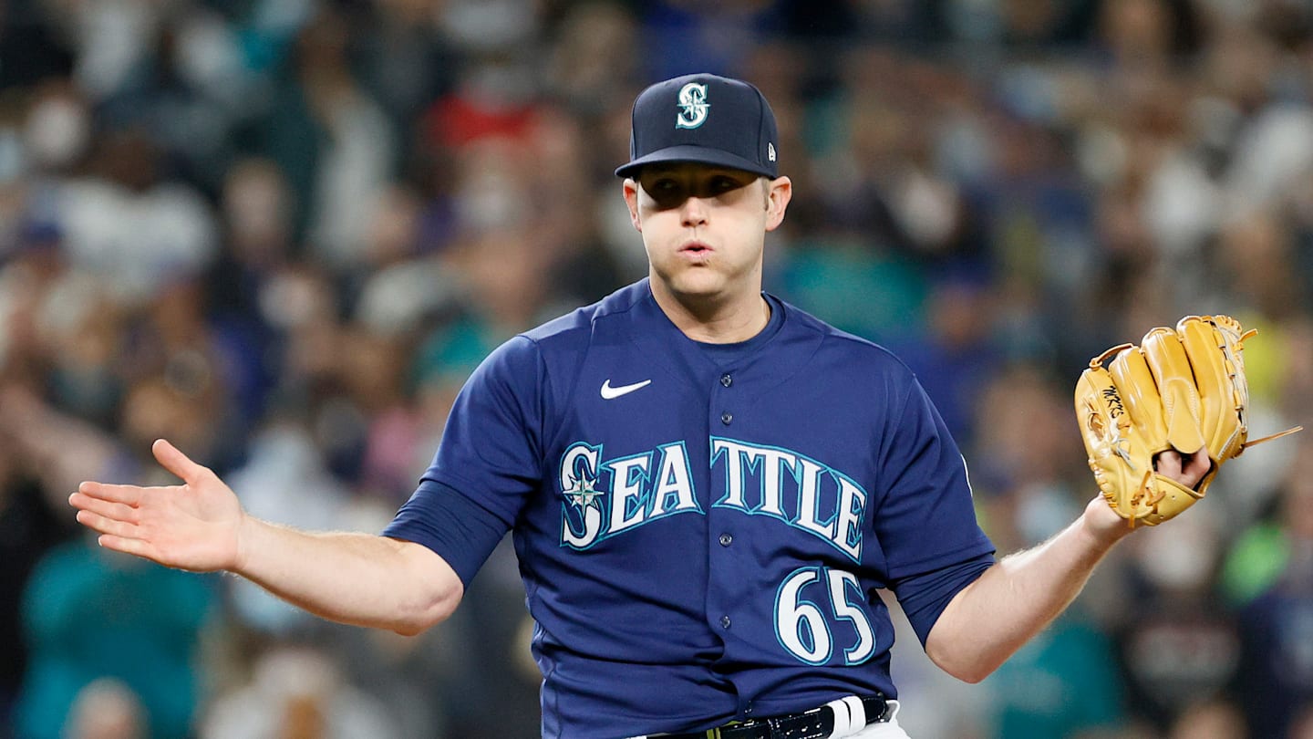 Former Mariners pitcher puts team on blast after recent drama