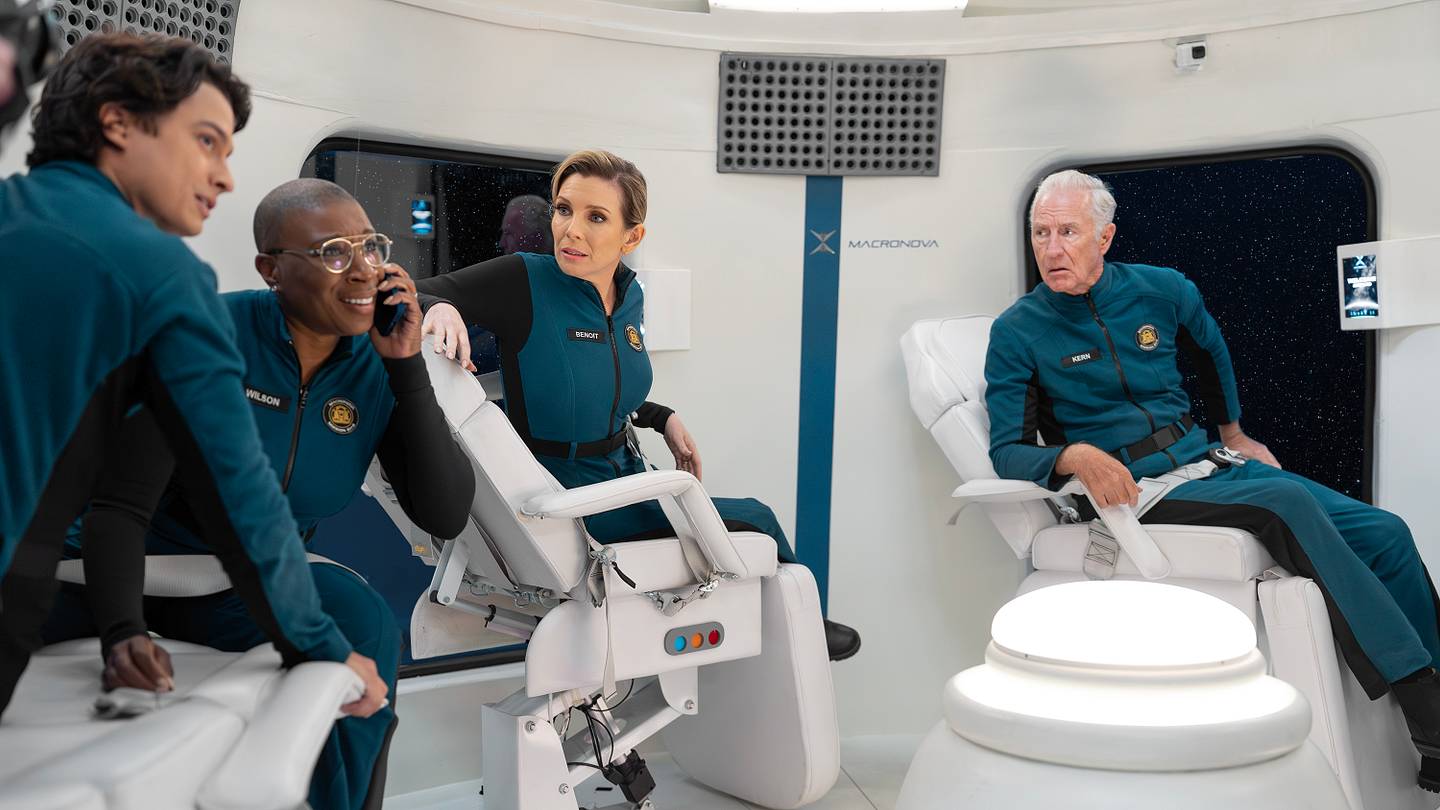 911 season 9 episode 3 recap: How do Athena and Hen get back to Earth?