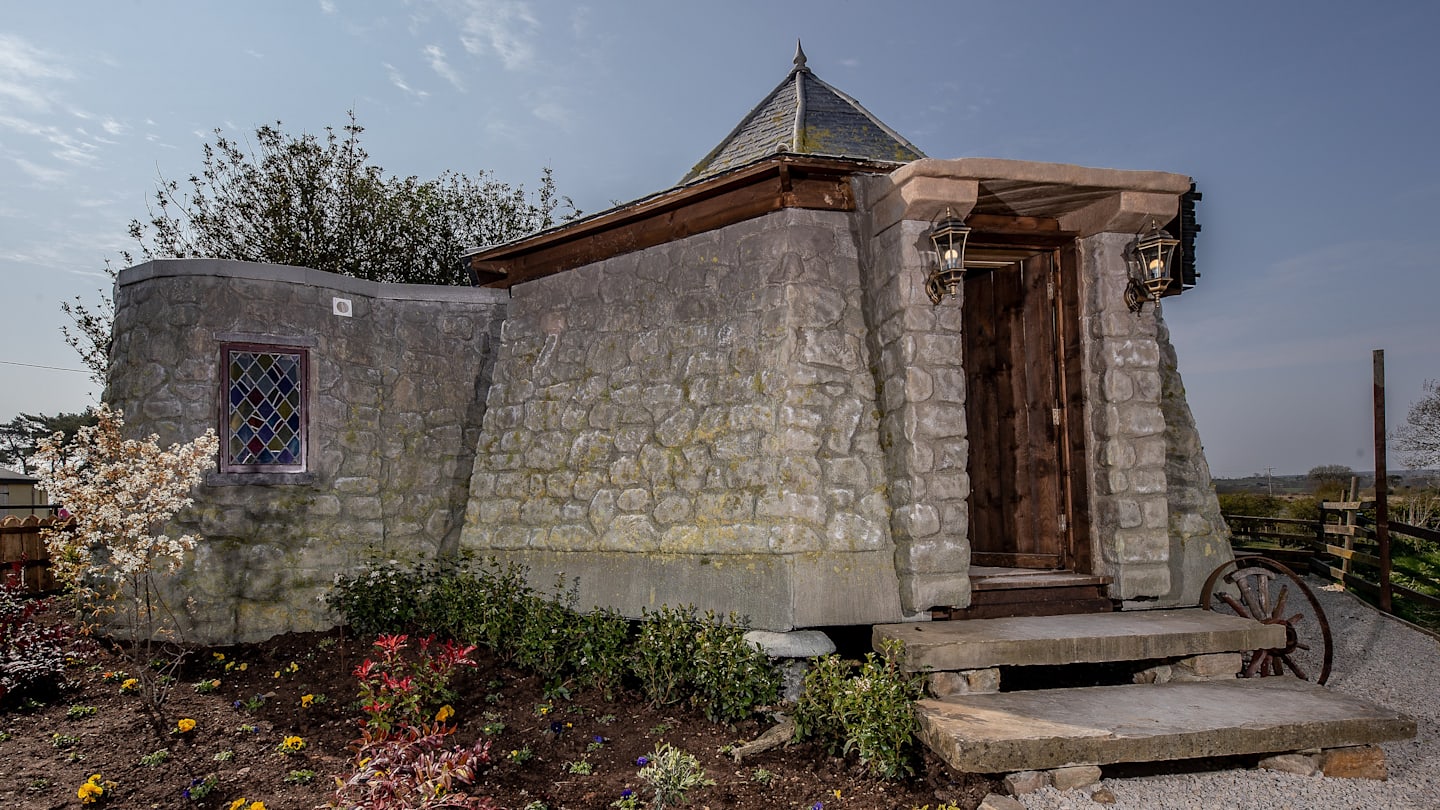 Hagrid's stunt double shares an alarming memory of filming the second movie