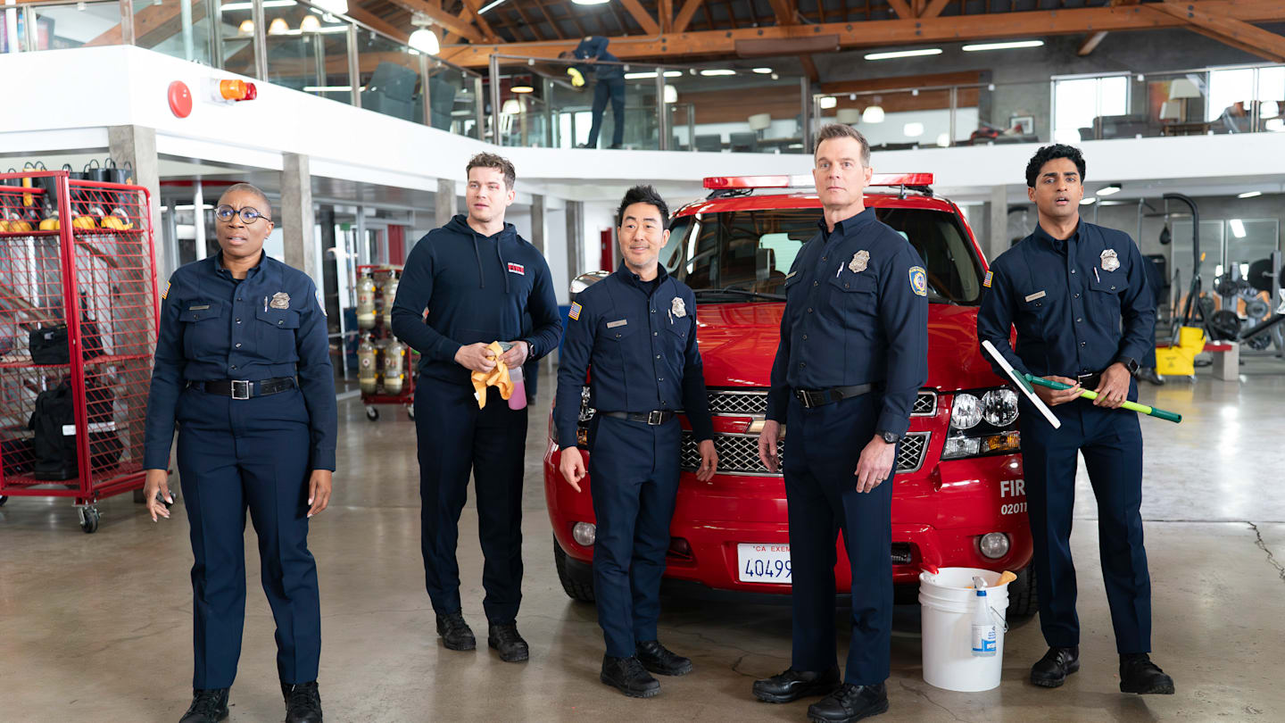 911 season 8 episode 11 brings back a familiar face to replace Eddie ...