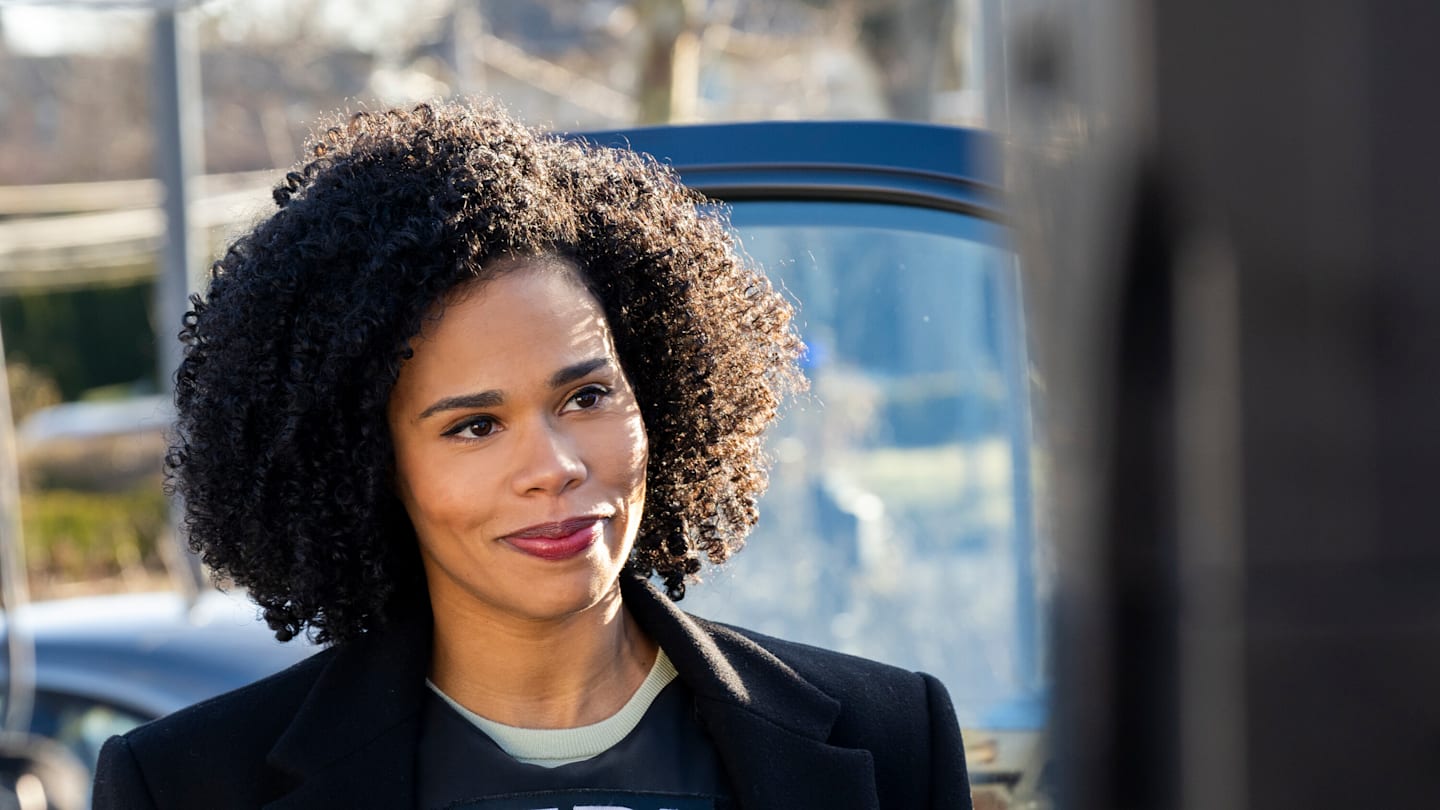 Should Barnes apply for the DC position in FBI: Most Wanted?