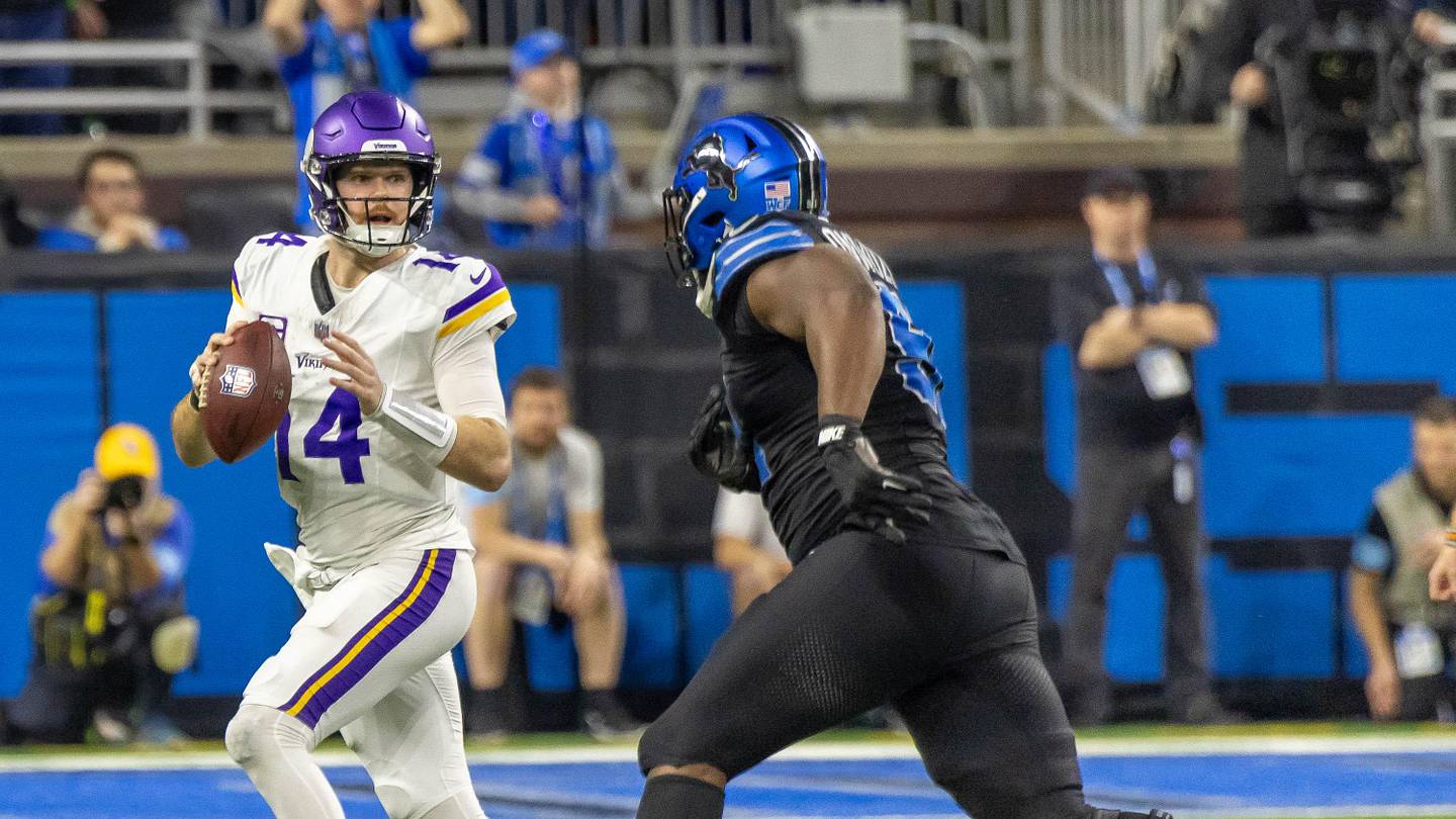 Lions give Vikings more evidence to move on from Sam Darnold in 2025