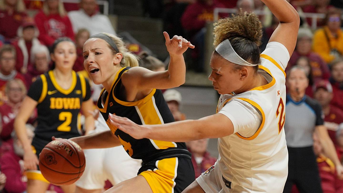 Three Last Minute Iowa vs. UConn Predictions