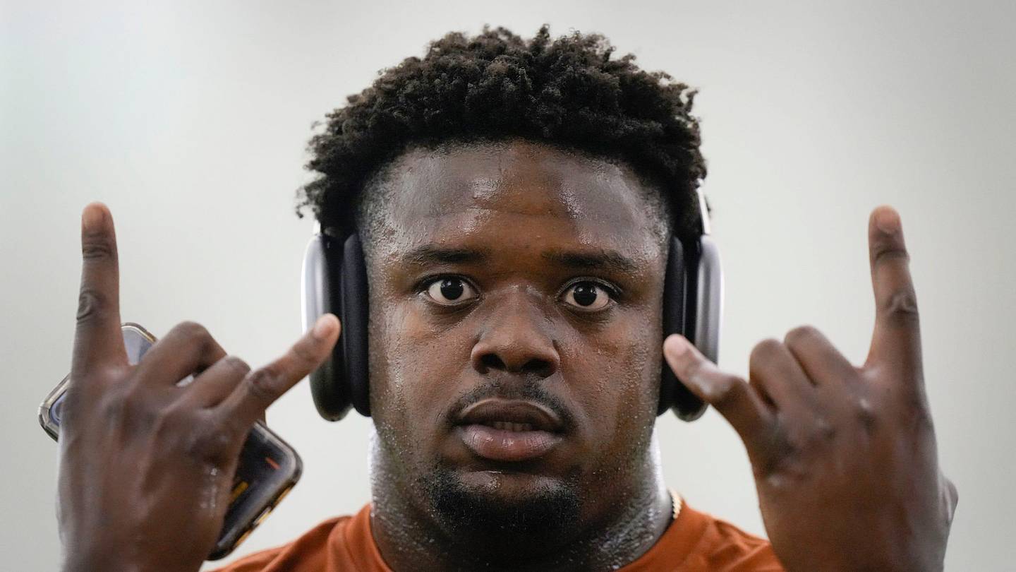 Arizona Cardinals 'Lucky to Have' Texas Longhorns OT Christian Jones ...