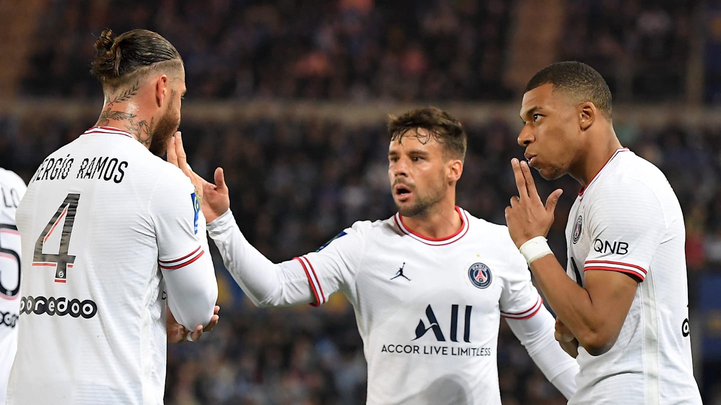 Who is in the PSG predicted lineup for the game vs. Strasbourg?