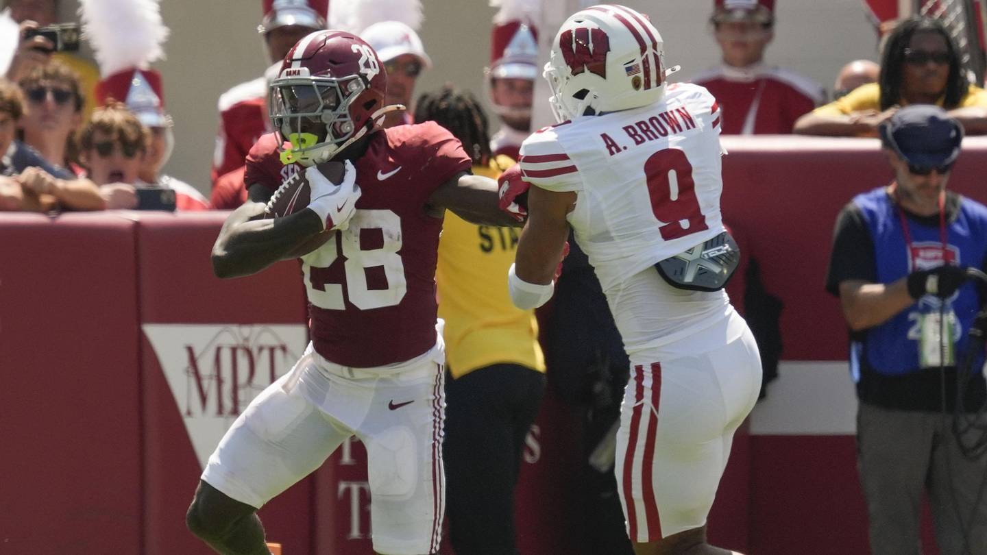 Live Blog: No. 19 Alabama Football vs. Wisconsin