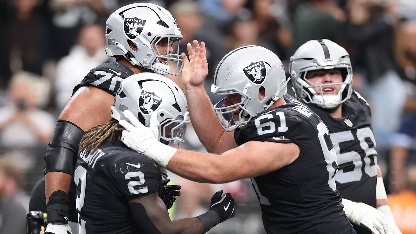 Raiders' improving unit fell back down to earth in Week 6 despite win