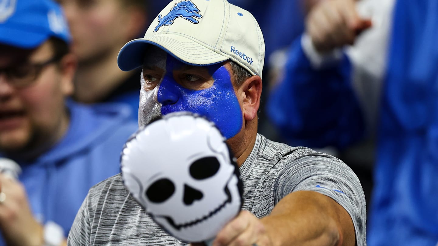 Lions DB pays ultimate price for way-too-early taunting in NFC ...