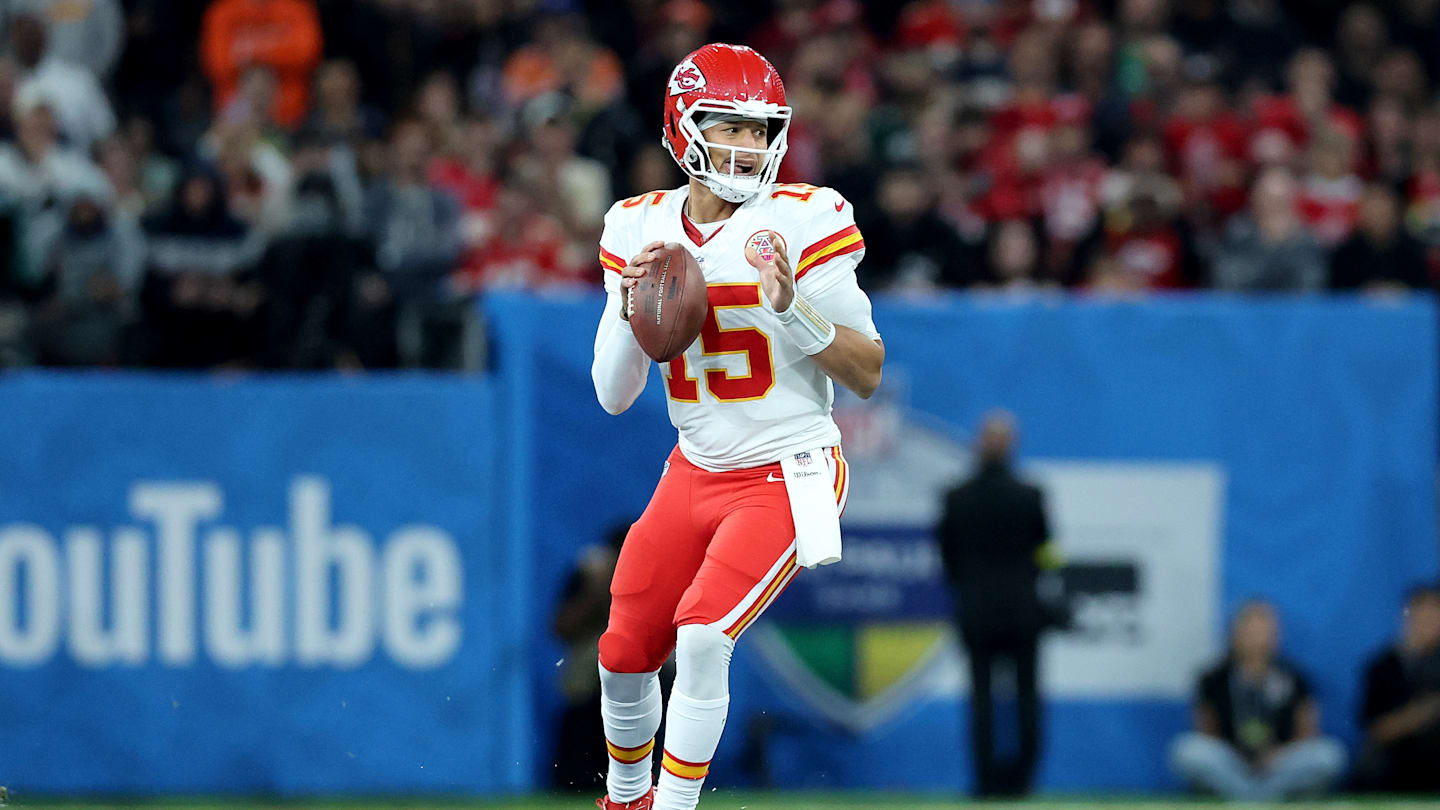 Patrick Mahomes Was Chiefs' Biggest Silver Lining in Friday's Loss