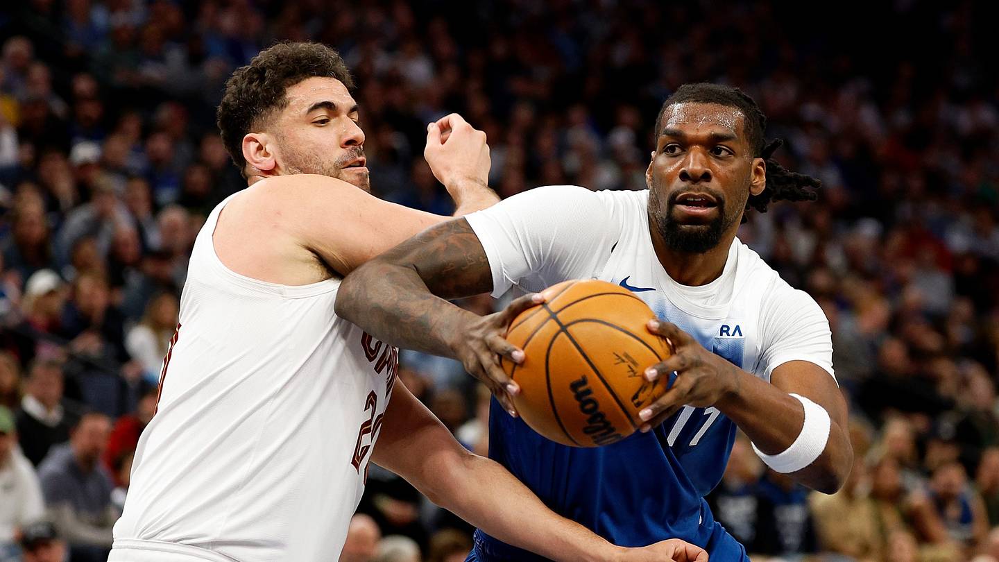 Latest Wolves' lineup change yields impressive results
