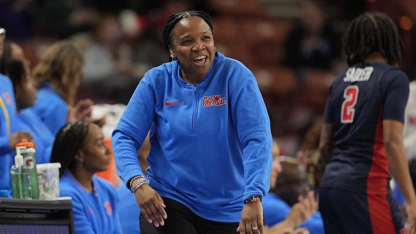 Coach Yo drops shocking Steph Curry comp that has South Carolina star ...