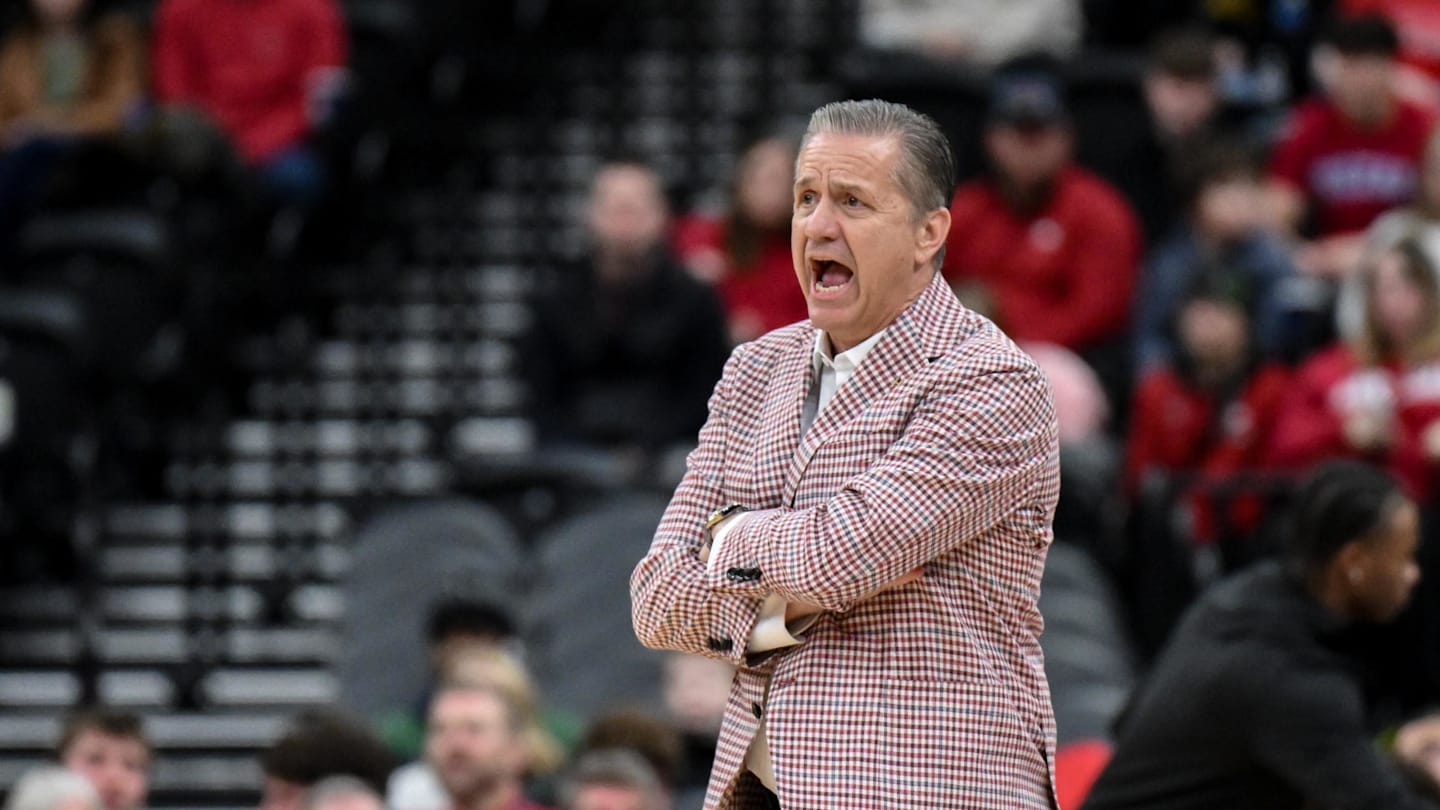 Arkansas basketball trying to swoop in and steal 2026 Five-Star Guard ...