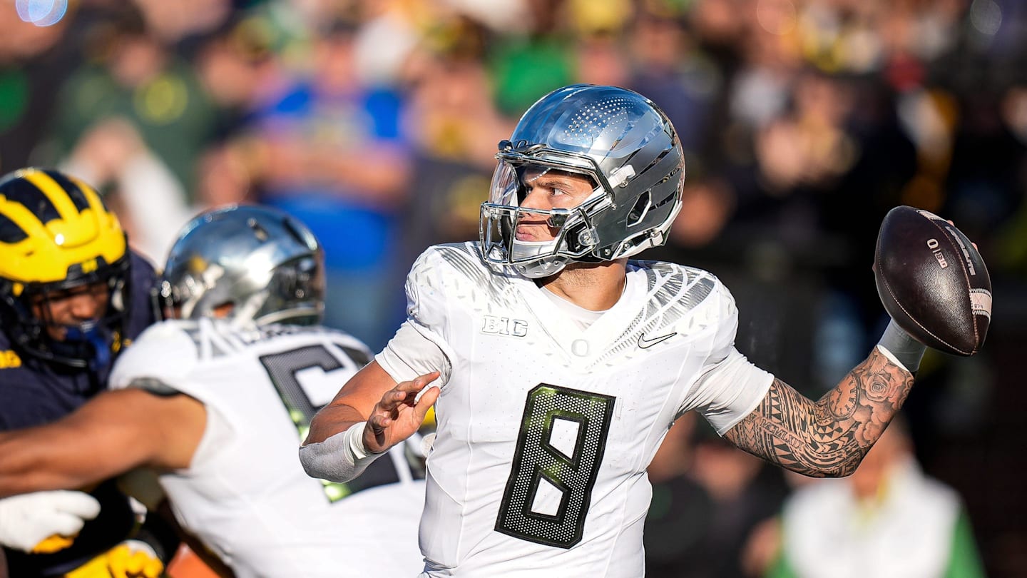 Ranking Big Ten quarterbacks by PFF grade through 11 weeks