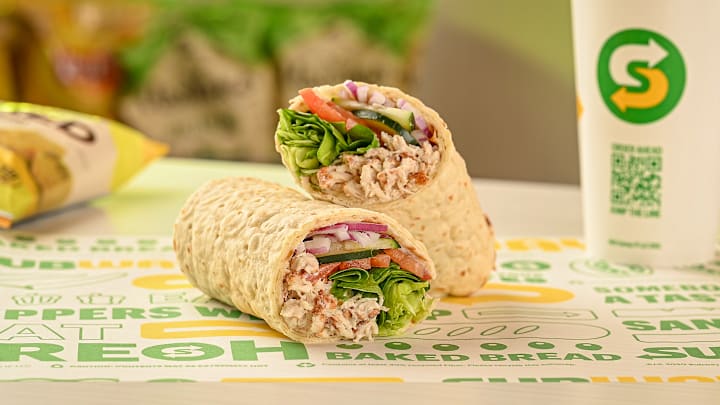 does subway have wraps