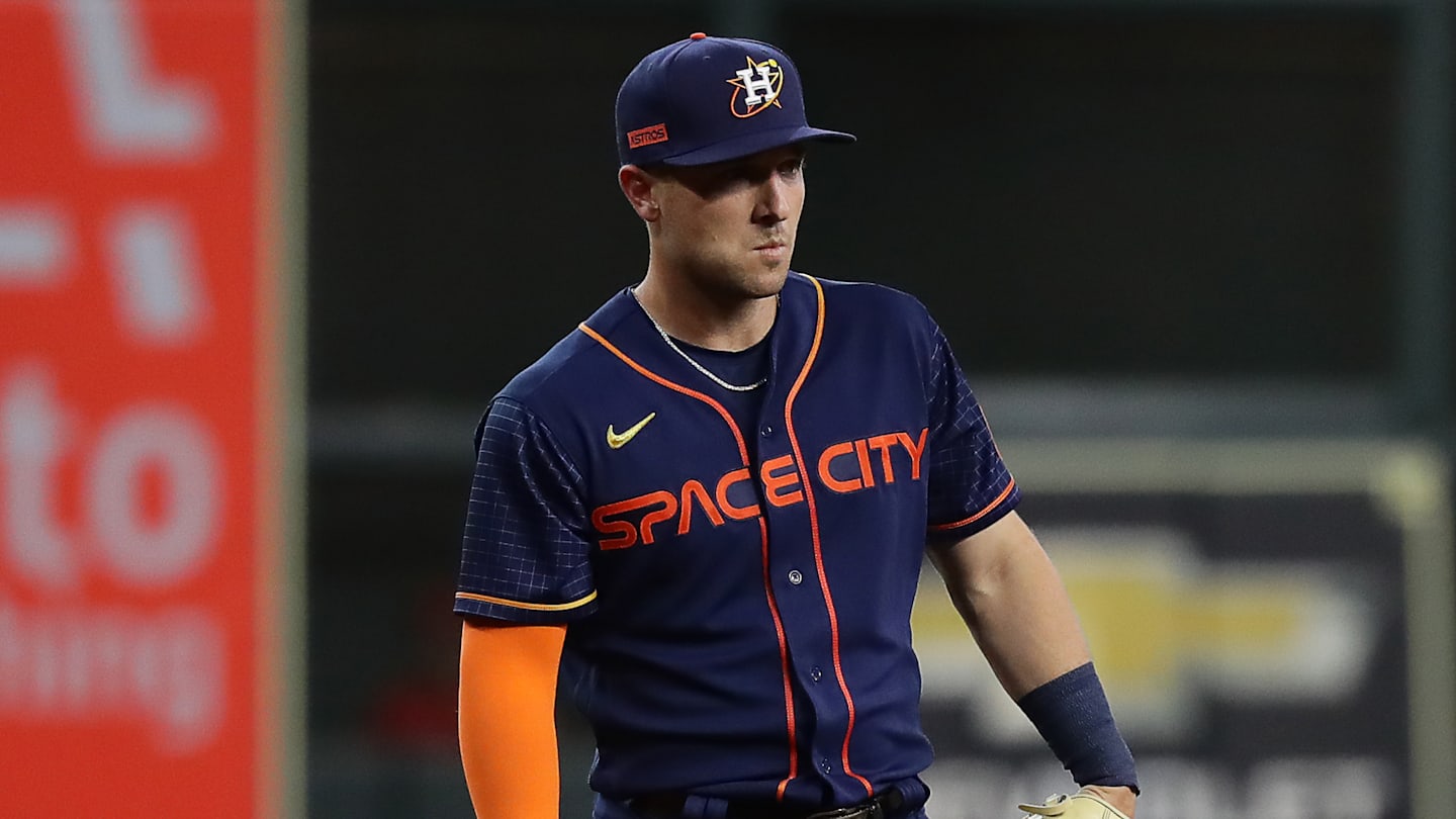 Astros spark Alex Bregman rumors with cryptic City Connect jersey tease