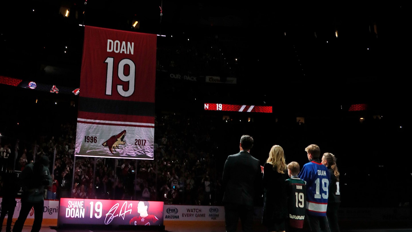 Shane Doan's retirement banner is the perfect metaphor for the Arizona ...